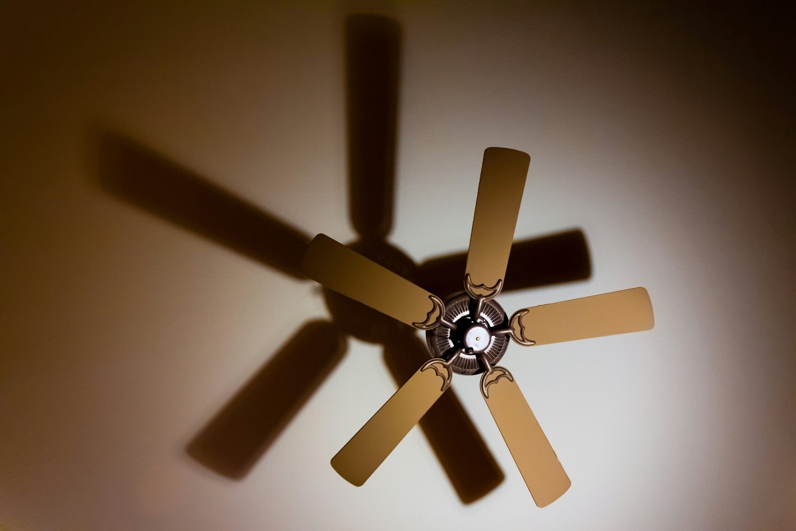 Smart Fan – Best Energy-Efficient Fans with Voice Control